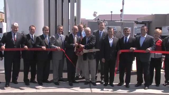 Ryder Opens Two Natural Gas Fueling Stations in California | Business Wire