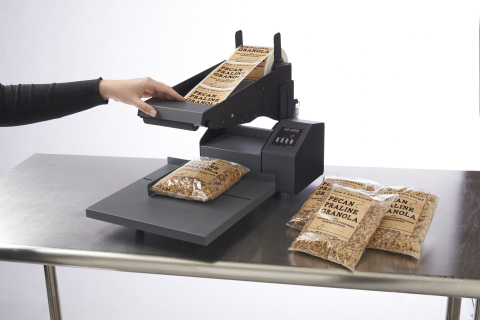 Primera AP550 Flat-Surface Label Applicator Now Shipping | Business Wire