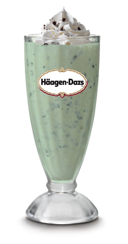 Smashburger® Launches Limited Edition Mint Oreo® Shake Buy One Shake ...