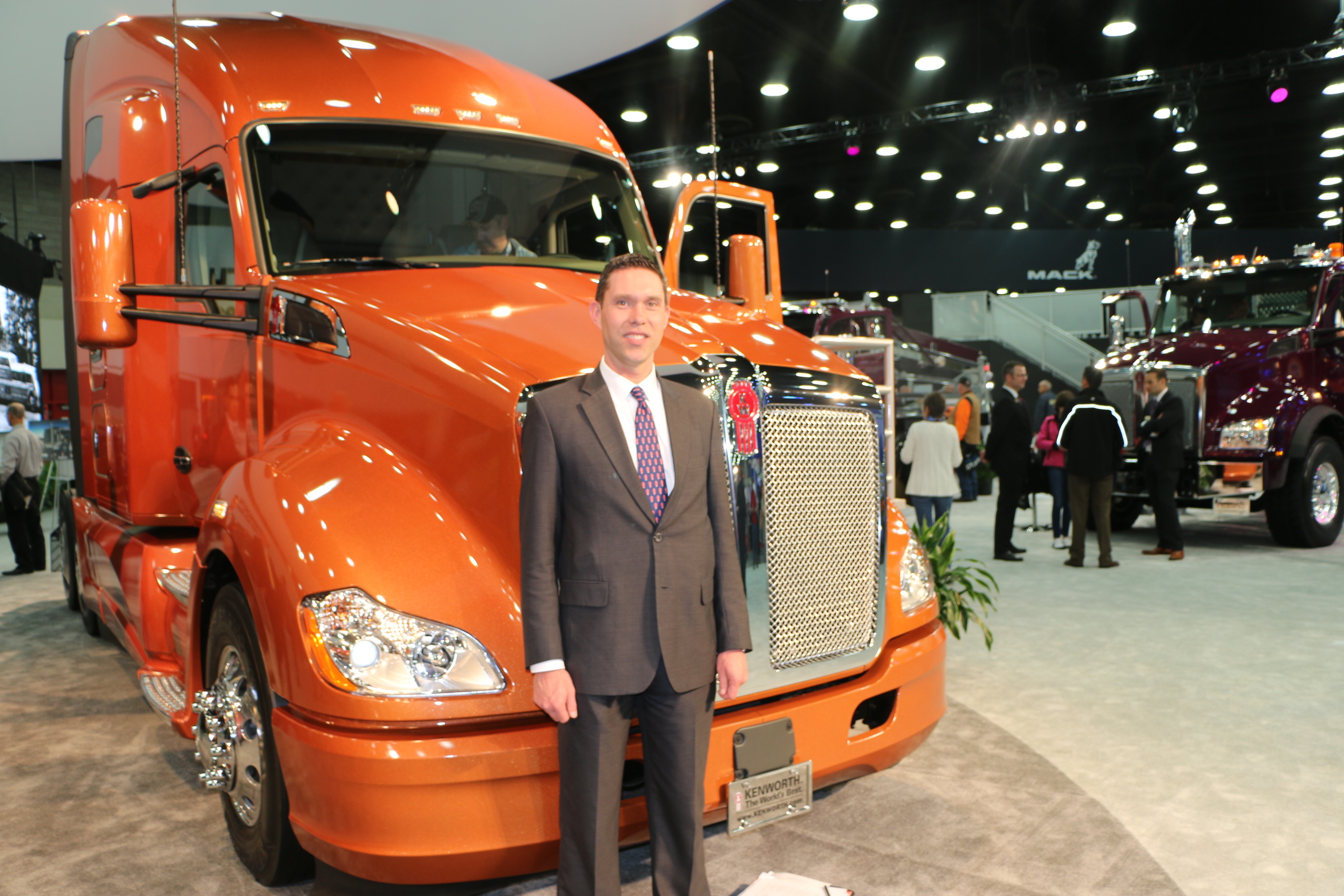 Axalta Creates Brilliant New Color for Kenworth | Business Wire