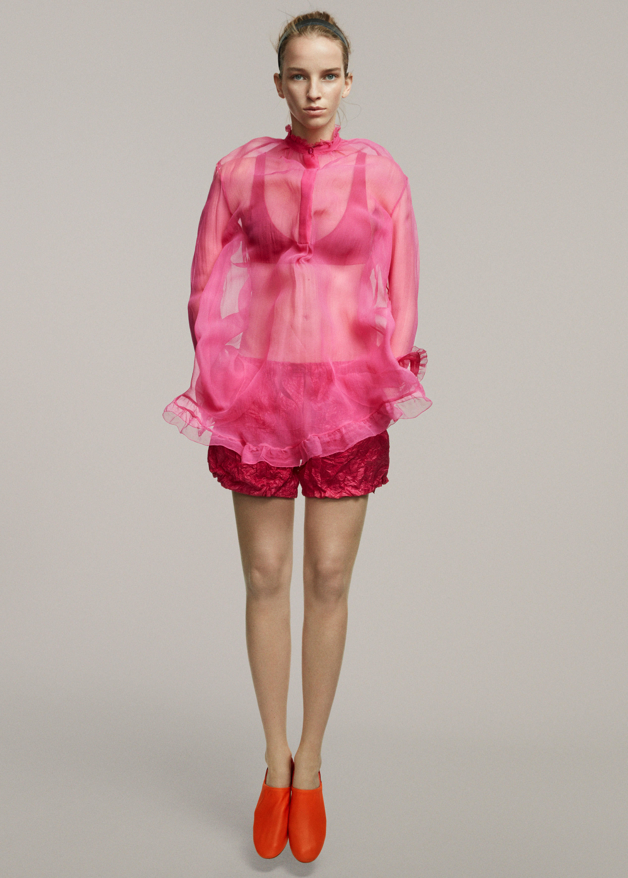 H&M Debuts ‘See Now, Buy Now’ with Studio S/S 2017 | Business Wire