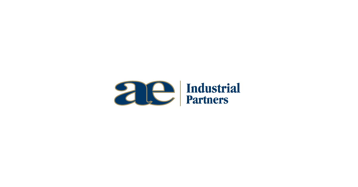 Paul McElhinney, Longtime Aviation and Power Generation Executive ...