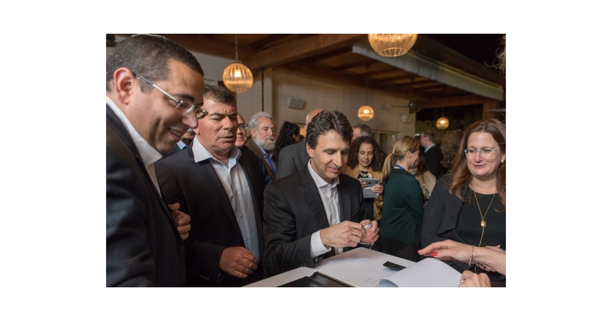 The Azrieli Foundation and the Darca Schools Announce a New Strategic ...