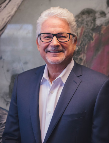 Fortune 500 Exec Joins Davis Elen | Business Wire