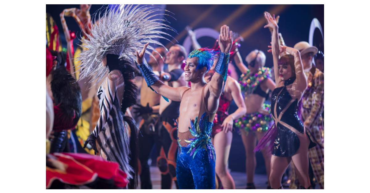 Une déclaration d'amour à la vie: le VIVID Grand Show fête sa première ...
