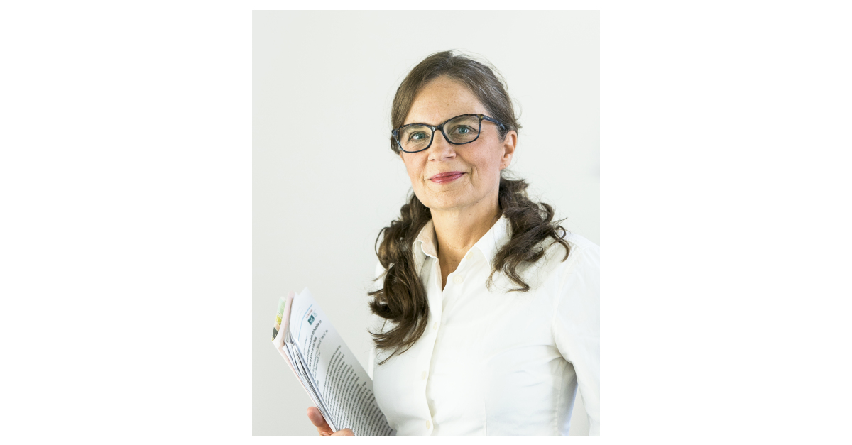 Earth Fare Announces Dr. Angela Hind as Chief Medical Officer ...