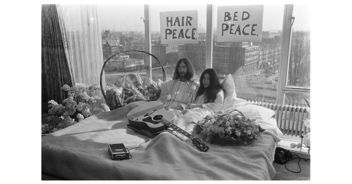 CORRECTING and REPLACING PHOTO Hilton Marks 50th Anniversary of John ...