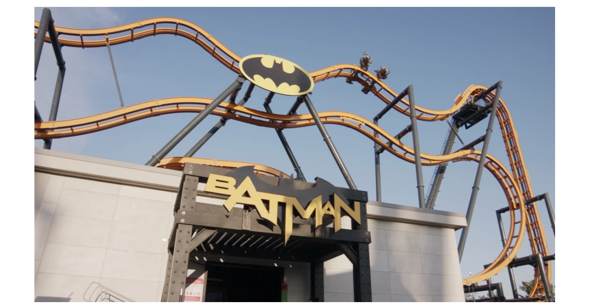 West Coast’s First 4D Roller Coaster, Batman: The Ride Opens at Six ...