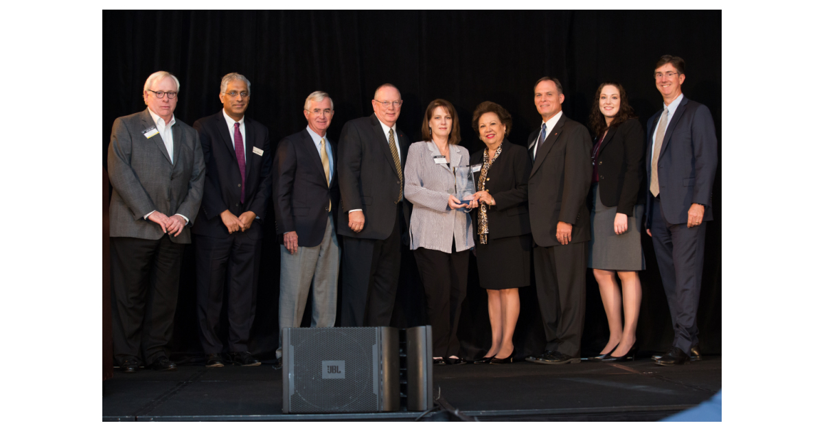Broadway Bank Honored for Community Investment | Business Wire