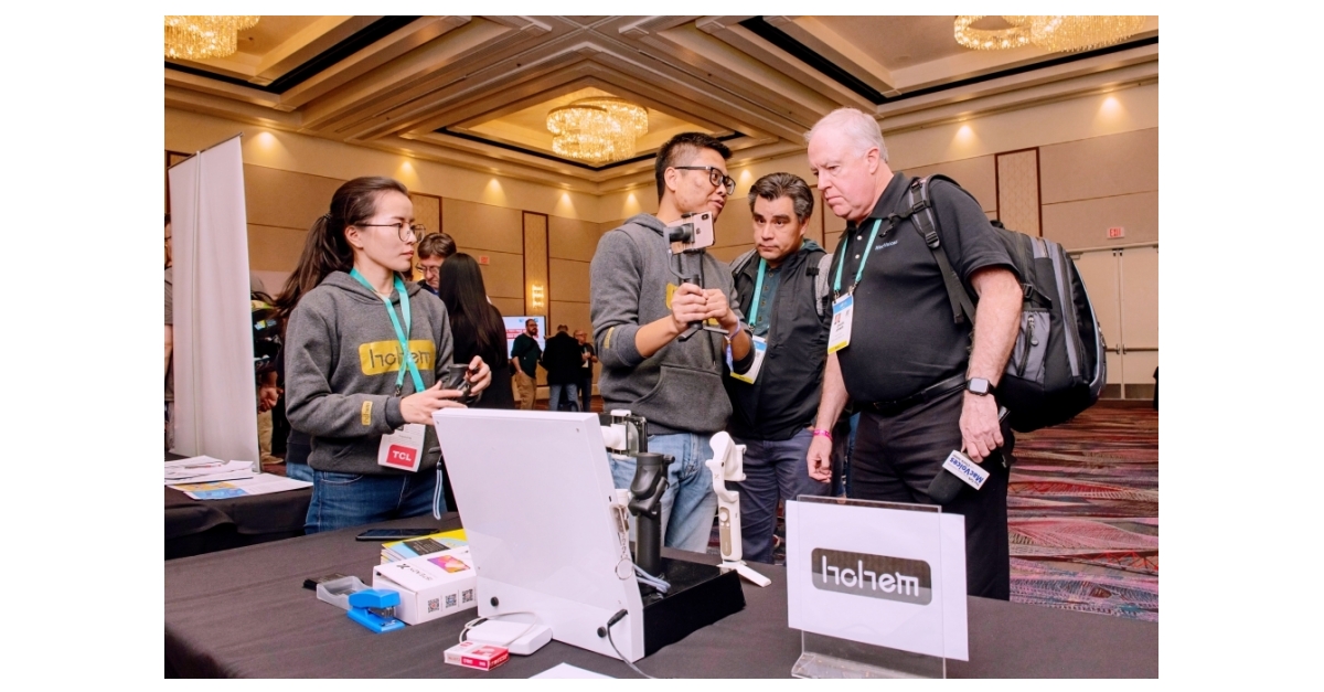 Weltweit erster leichter Smartphone-Gimbal auf der CES 2020 -- Hohem ...