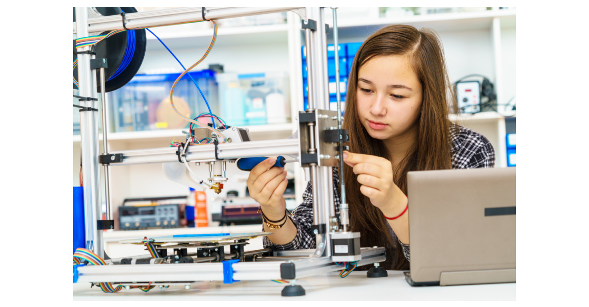 Samenvatting: PTC biedt een gratis online oplossing om STEM-leren op ...