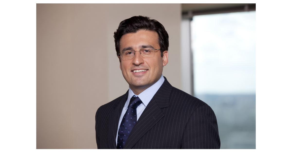 Loomis Sayles Celebrates 10 Years of Aziz Hamzaogullari at Loomis ...