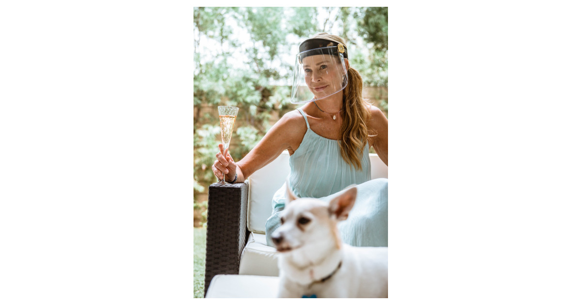 Bloomingdale’s Adds Bluestone Sunshields Face Shields to Its Latest ...