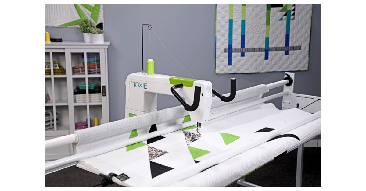 Quilters Have Moxie! New Longarm Quilting Machine from Handi Quilter ...