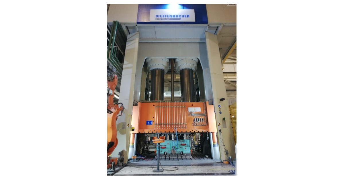 Continental Structural Plastics Perfects Carbon Fiber RTM Process ...