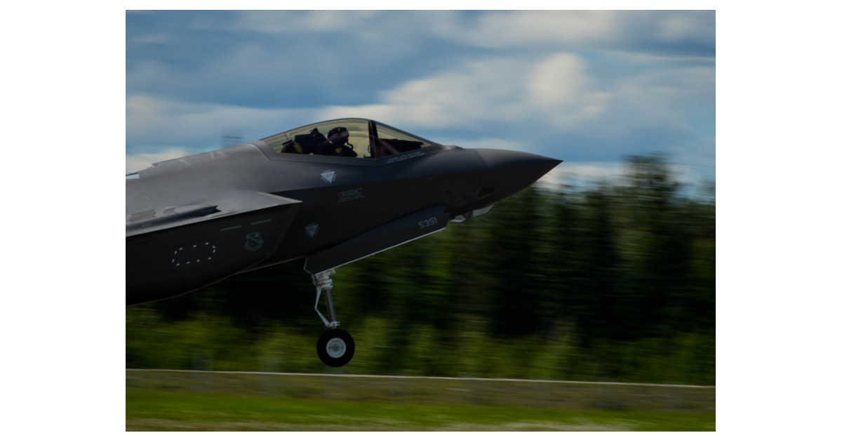 BAE Systems wins $42.5 million contract from the U.S. Navy for Landing ...