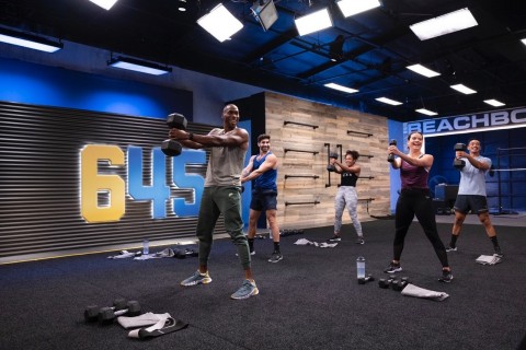 Beachbody Super Trainer & Celebrity Fitness Trainer Amoila Cesar Debuts ...