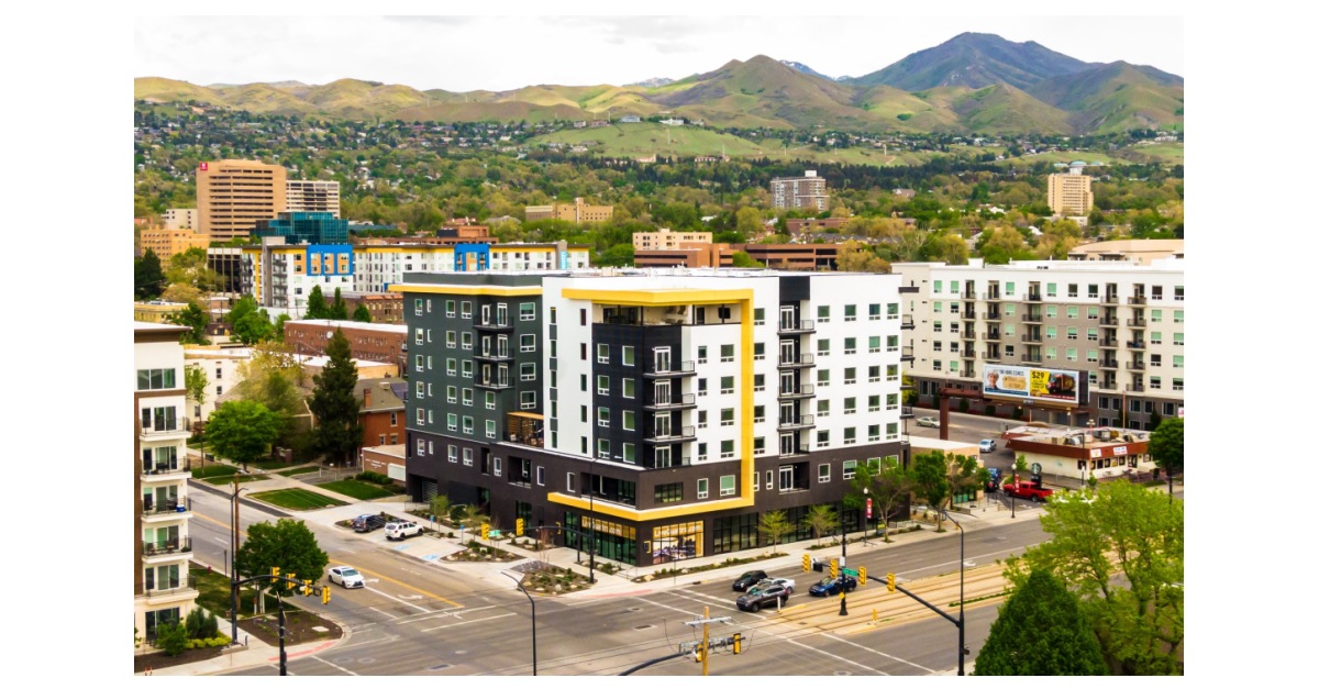 An Affiliate of Walton Street Acquires Quattro, a 95-Unit Multifamily ...