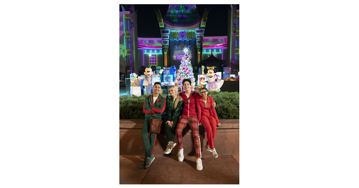 'Disney's Holiday Magic Quest' Special Returns Friday, Dec. 3, on ...