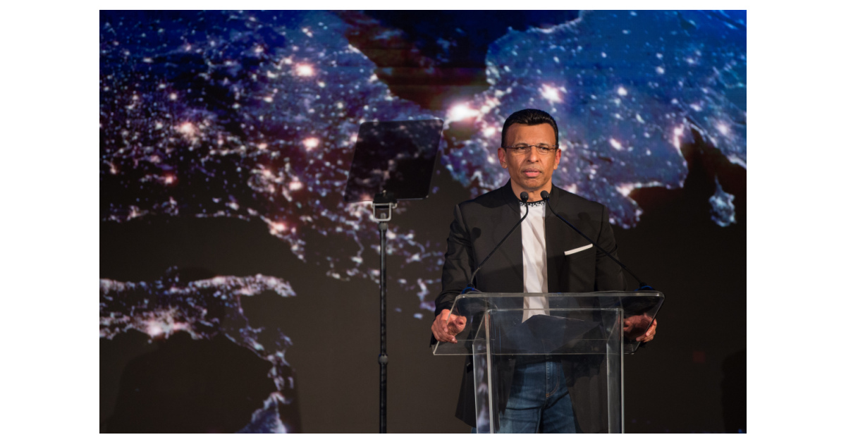 Sunny Varkey Launches Tmrw, a New Learning Operating System (LearnOS ...
