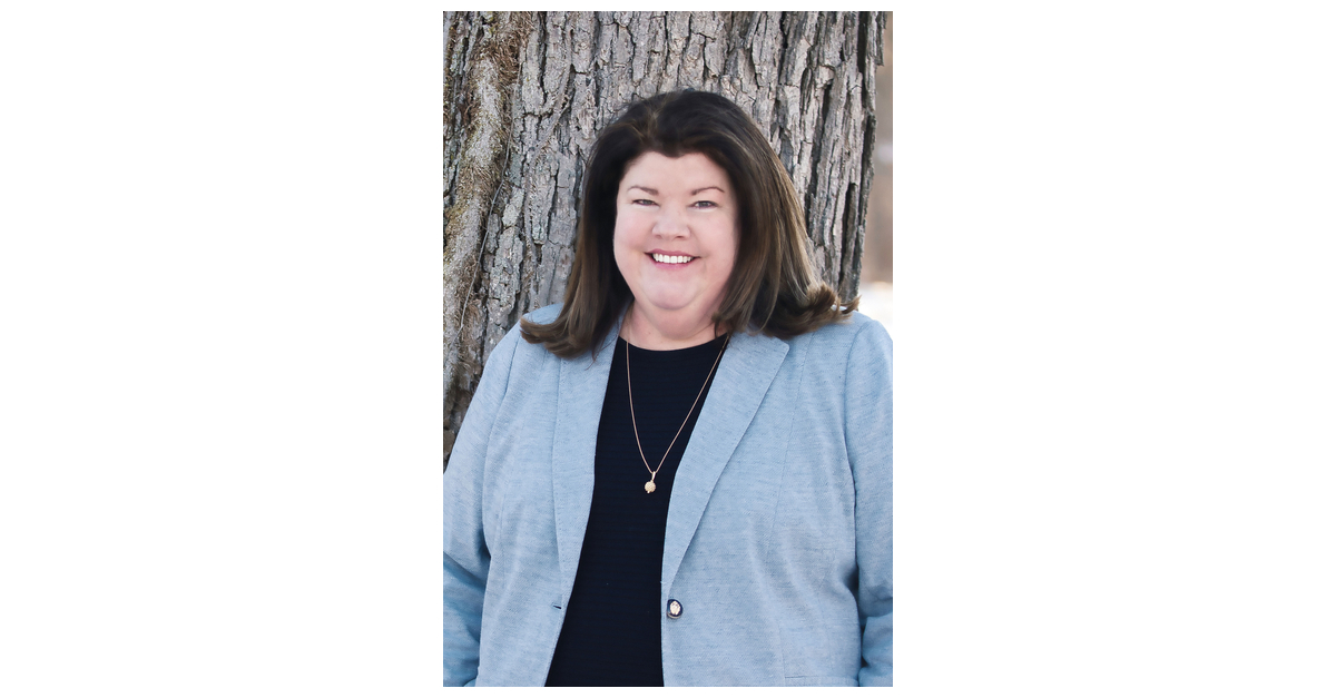 Central Garden & Pet Company Names Joyce McCarthy General Counsel ...