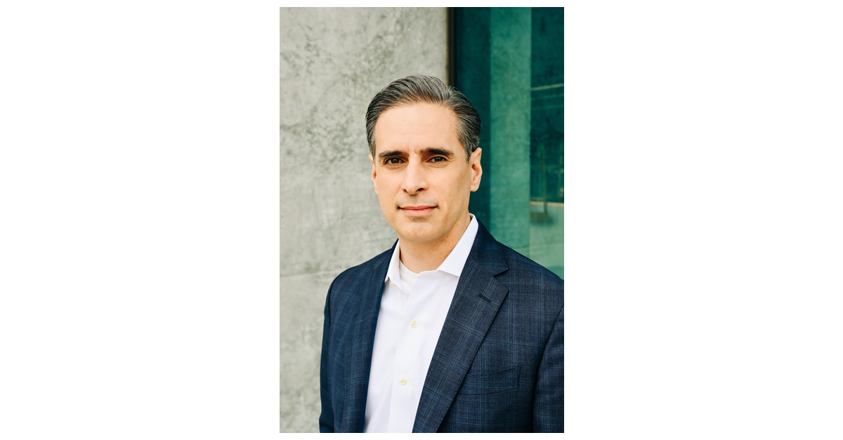 UNFI Appoints Louis Martin to Newly Created Role of Chief Strategy and ...