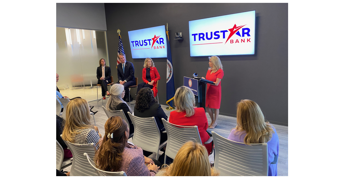 Trustar Bank Hosts NOVA Women's Business Leaders Roundtable Led by VA Governor Glenn Youngkin ...