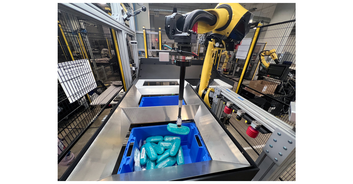 OSARO and Zenni Deploy Industry’s First Robotic Bagging System in ...