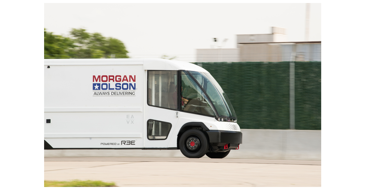 Morgan Olson, EAVX unveil all-new Class 5 walk-in step van body ...