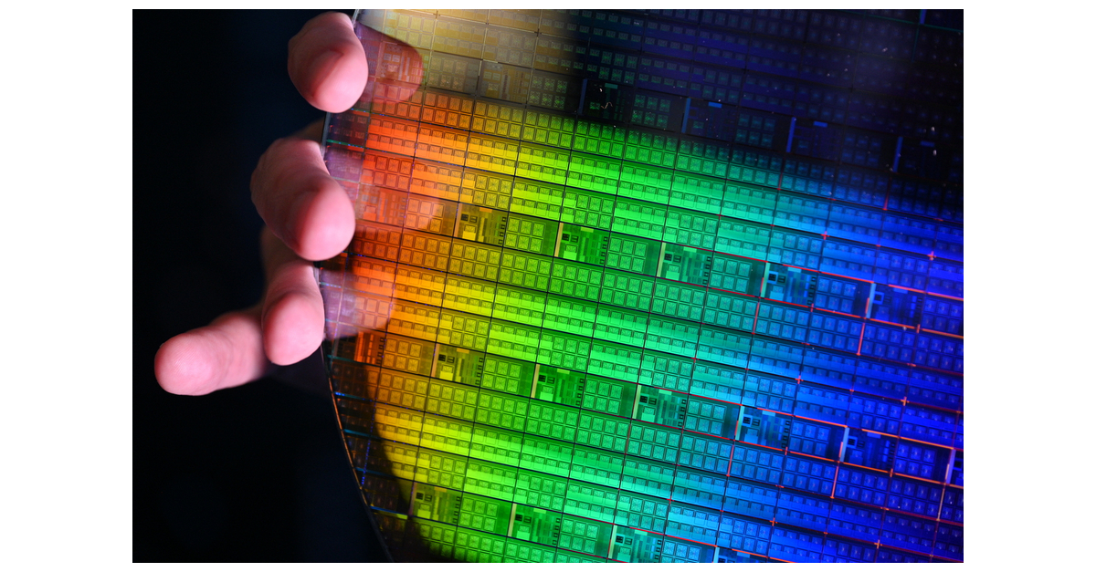 Intel Hits Key Milestone in Quantum Chip Production Research | Business ...