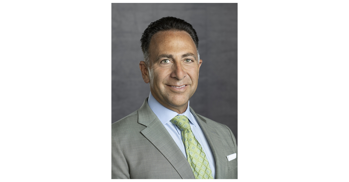 Mark George, CFO for Norfolk Southern Corporation, and Melissa ...