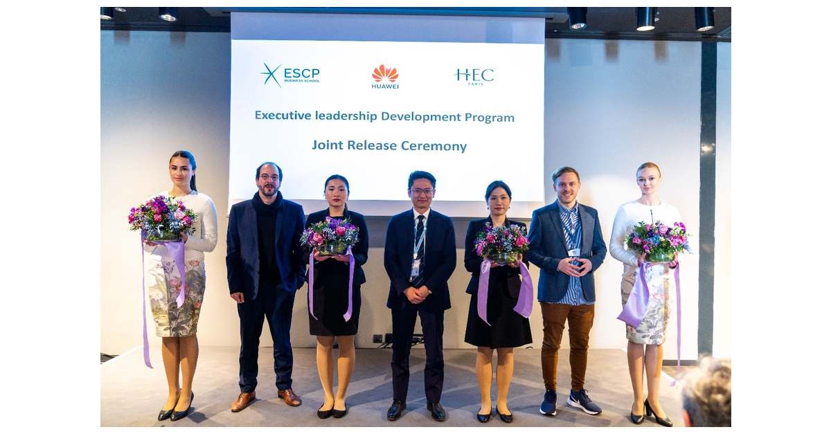 2023 MWC Huawei Digital Leadership Seminar: Connecting Global Wisdom ...