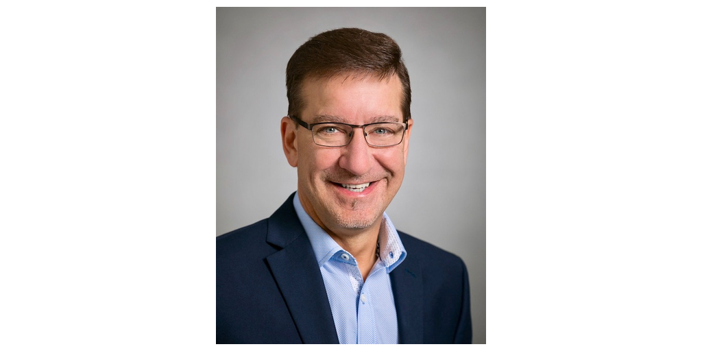 Michael Arena - LinkedIn, Twitter, Facebook