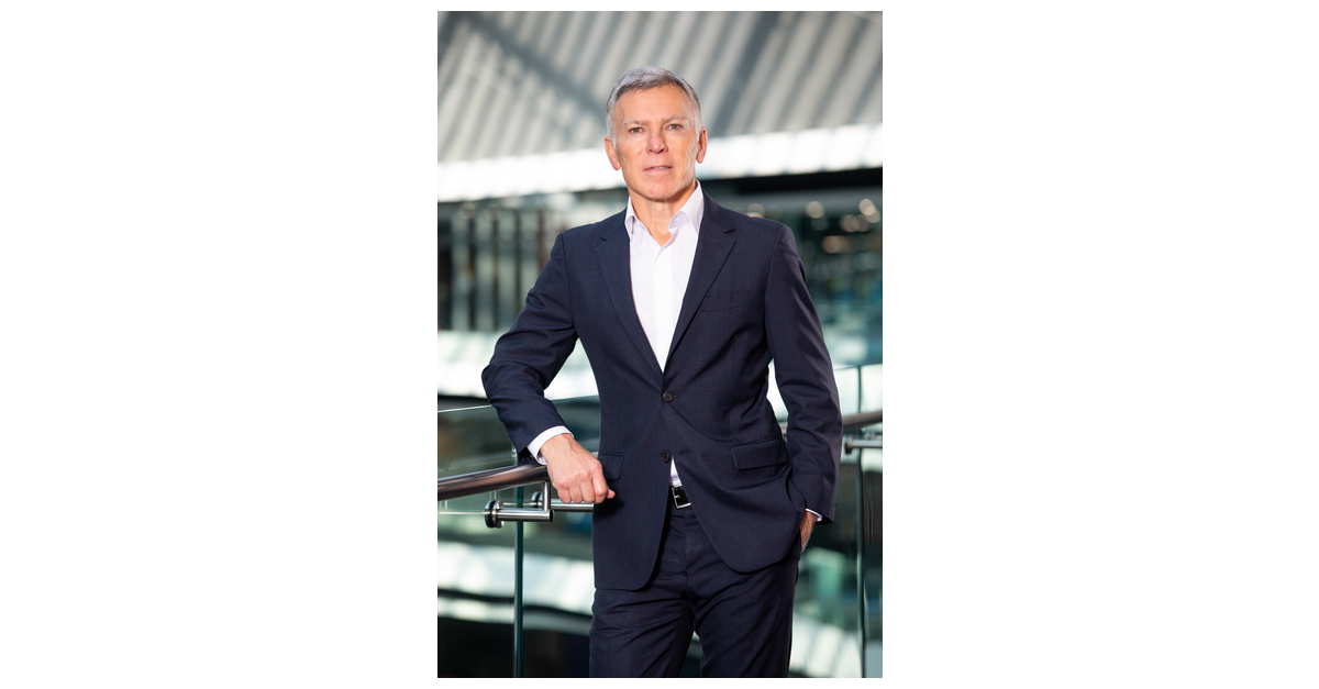 Adrian Gore Named the IIS Vanguard Award 2023 Recipient | Business Wire