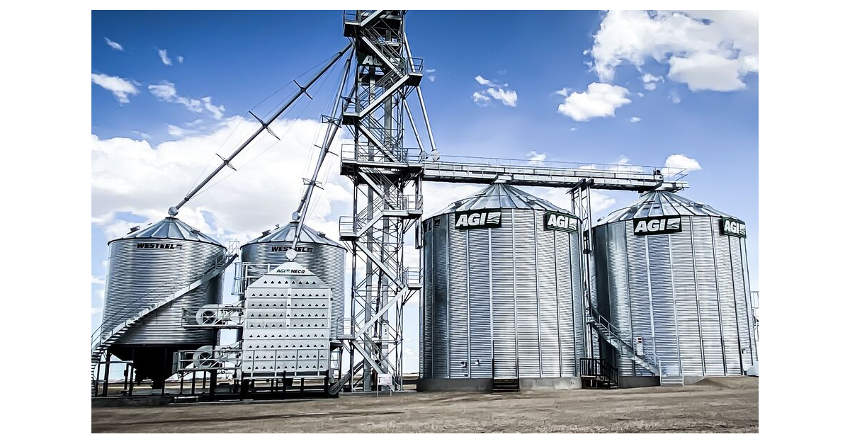 AGI displays unified brand look on farm equipment at 2023 AIM (July 18 ...