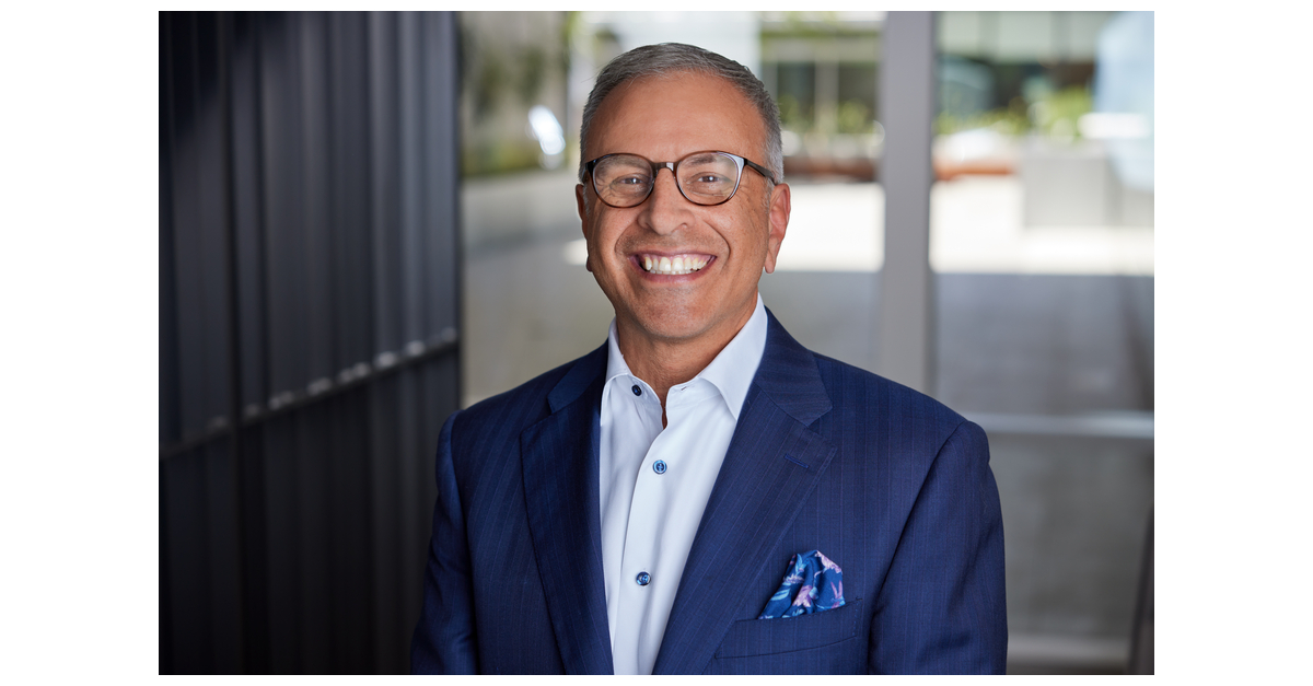 Julian Parra Named Head of Commercial and Industrial Banking for ...