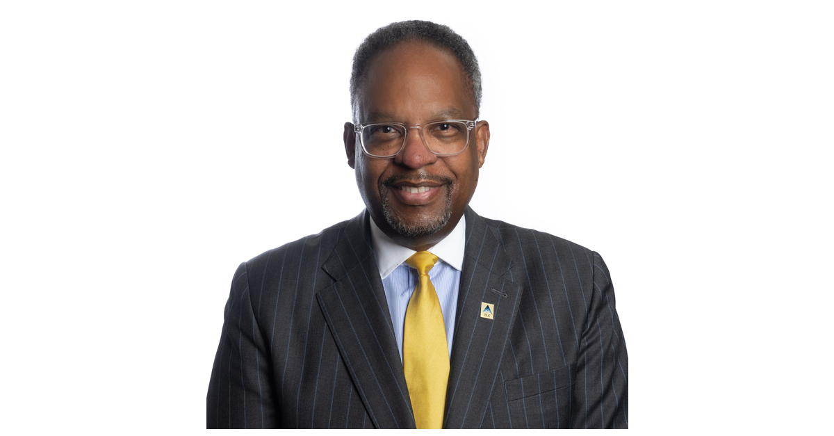 Dine Brand’s Michael C. Hyter Named to List of Influential Leaders ...