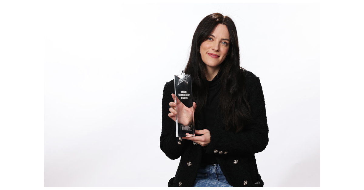 Riley Keough Receives the IMDb STARmeter Award at the 2024 Sundance ...
