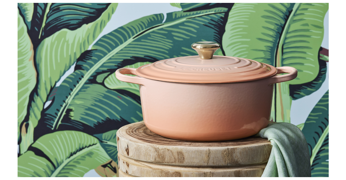 Le Creuset Debuts Pêche, a Jubilant New Hue That Is Full of Fizz ...