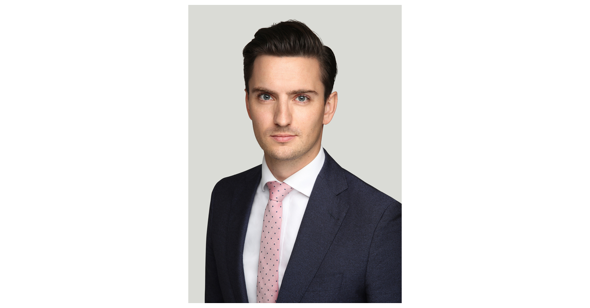 Vince Verhoeven Joins Loomis Sayles as Investment Director | Business Wire