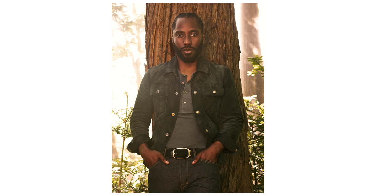 TOM FORD revela la nueva campaña para la fragancia Bois Pacifique ...